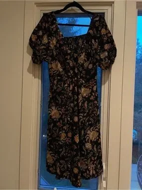 Lily Morgan | Dresses | Black Midi Dress With Gold Floral Pattern And ...